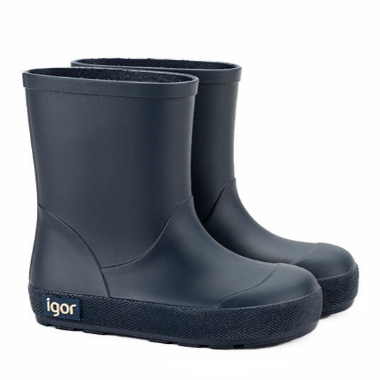 Igor: zapatos barefoot y botas de agua en Pasitos de Gigante